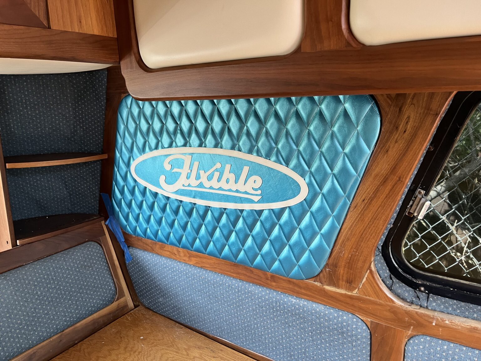 1955 Flxible VistaLiner VL-100 – SELL A BUS